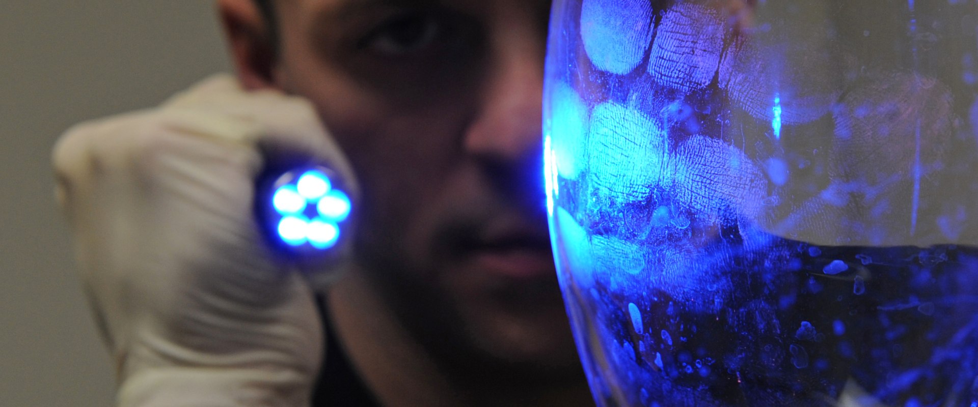 Unveiling the Mystery of UV Light Detection for Fingerprints
